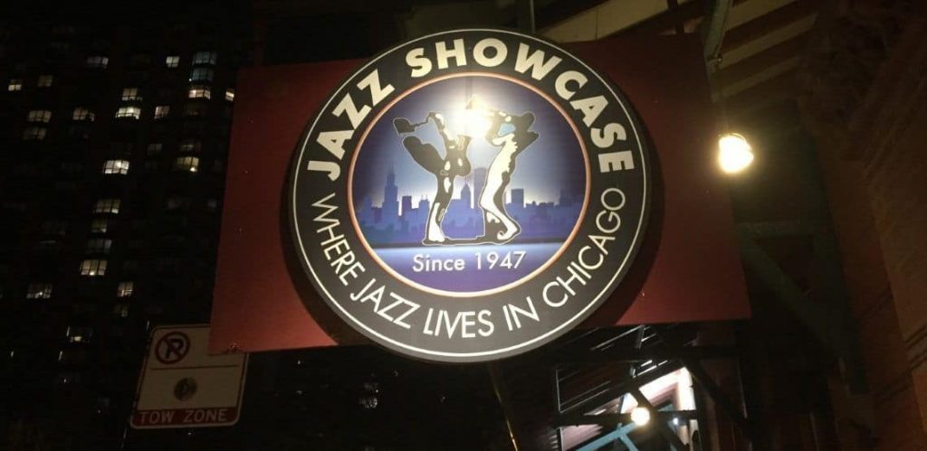 Visite à Chicago avec Mr Harris le jazzman... et Orion le chat ...