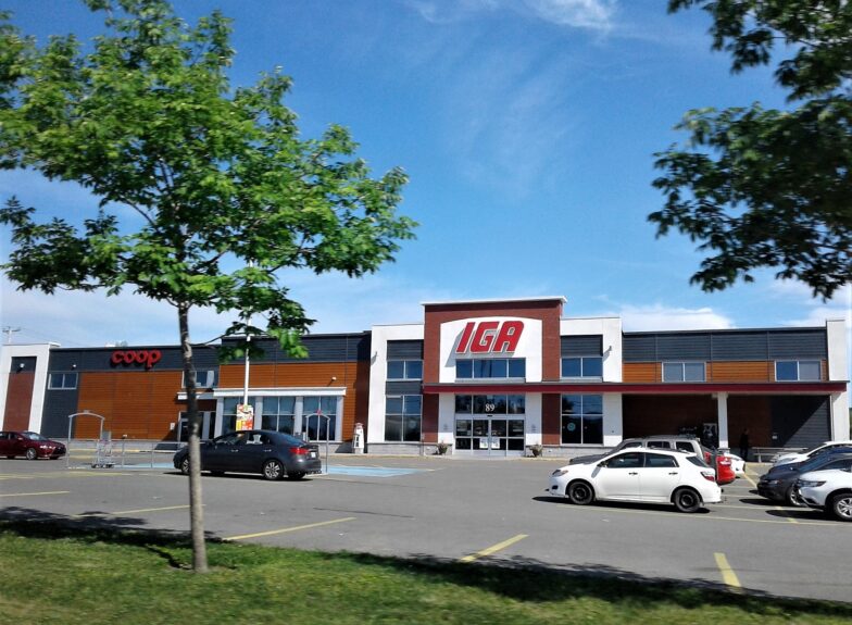 IGA va passer au programme Scène+ et délaisser le programme AIR MILES ...