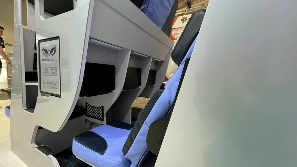 First images of the double-decker airplane seat prototype (the concept ...