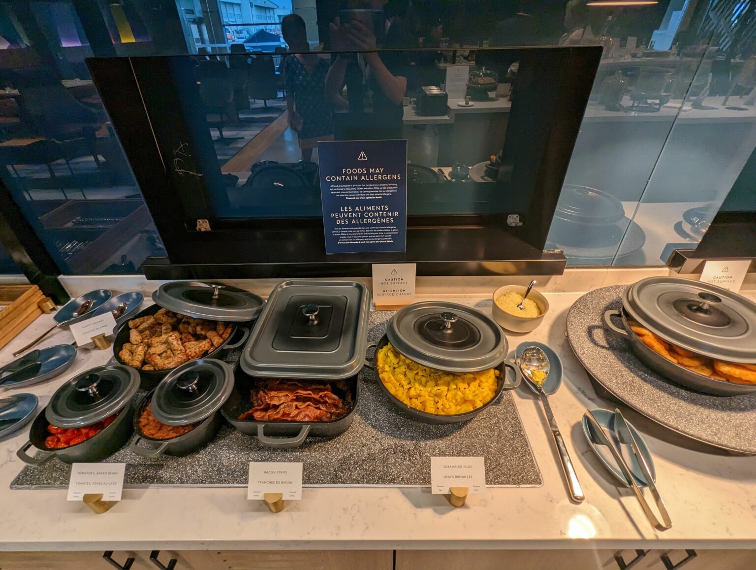 First look: New Air Canada airport lounge concept (accessible with DragonPass and Priority Pass ...