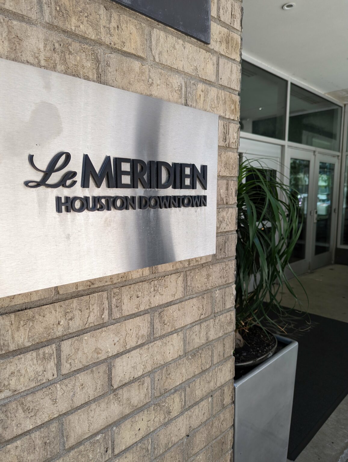 Hotel review: Le Méridien Houston Downtown (Marriott) in Houston, Texas ...