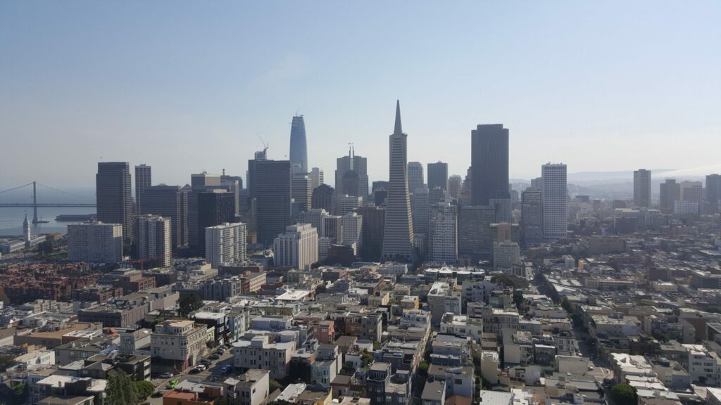 First look: Air Canada Maple Leaf Lounge San Francisco (SFO) - Flytrippers