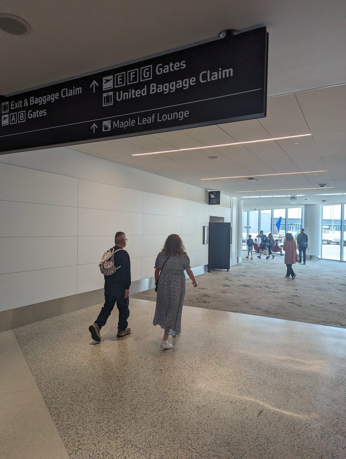 First look: Air Canada Maple Leaf Lounge San Francisco (SFO) - Flytrippers