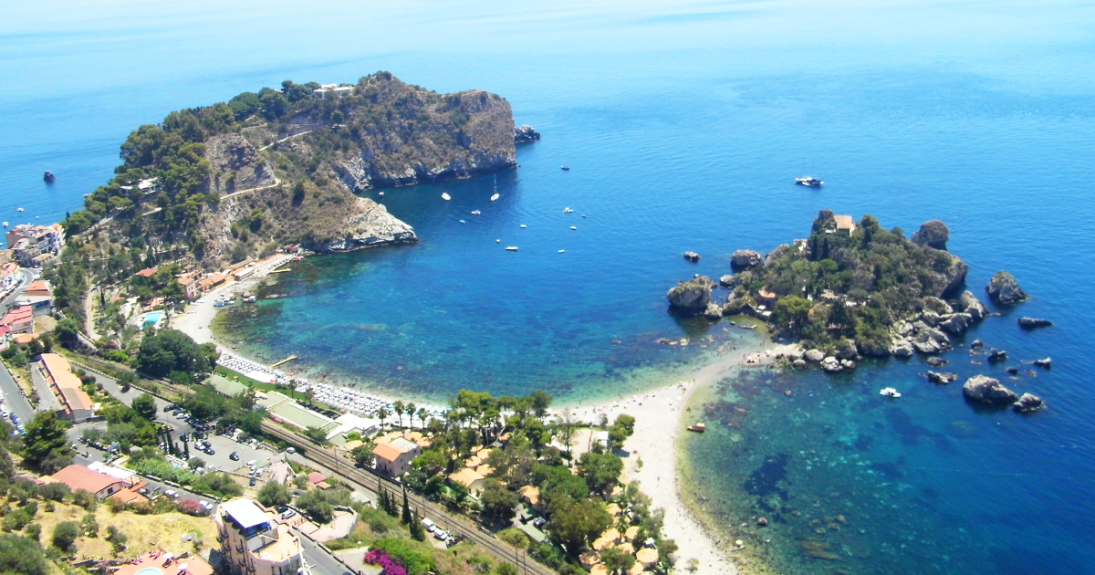 Pico do Arieiro in Madeira: hike, sunrise, where to stay, etc ...
