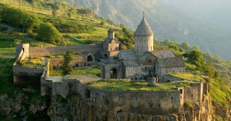 Map with the number of Tim Hortons by country - Flytrippers