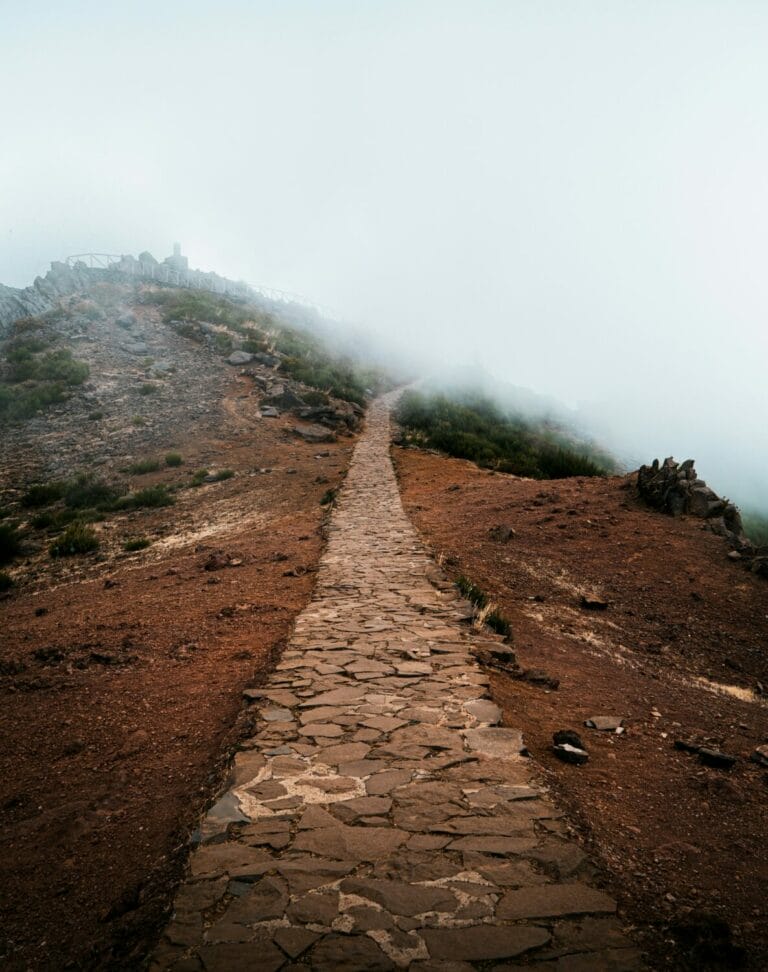 Pico do Arieiro in Madeira: hike, sunrise, where to stay, etc ...