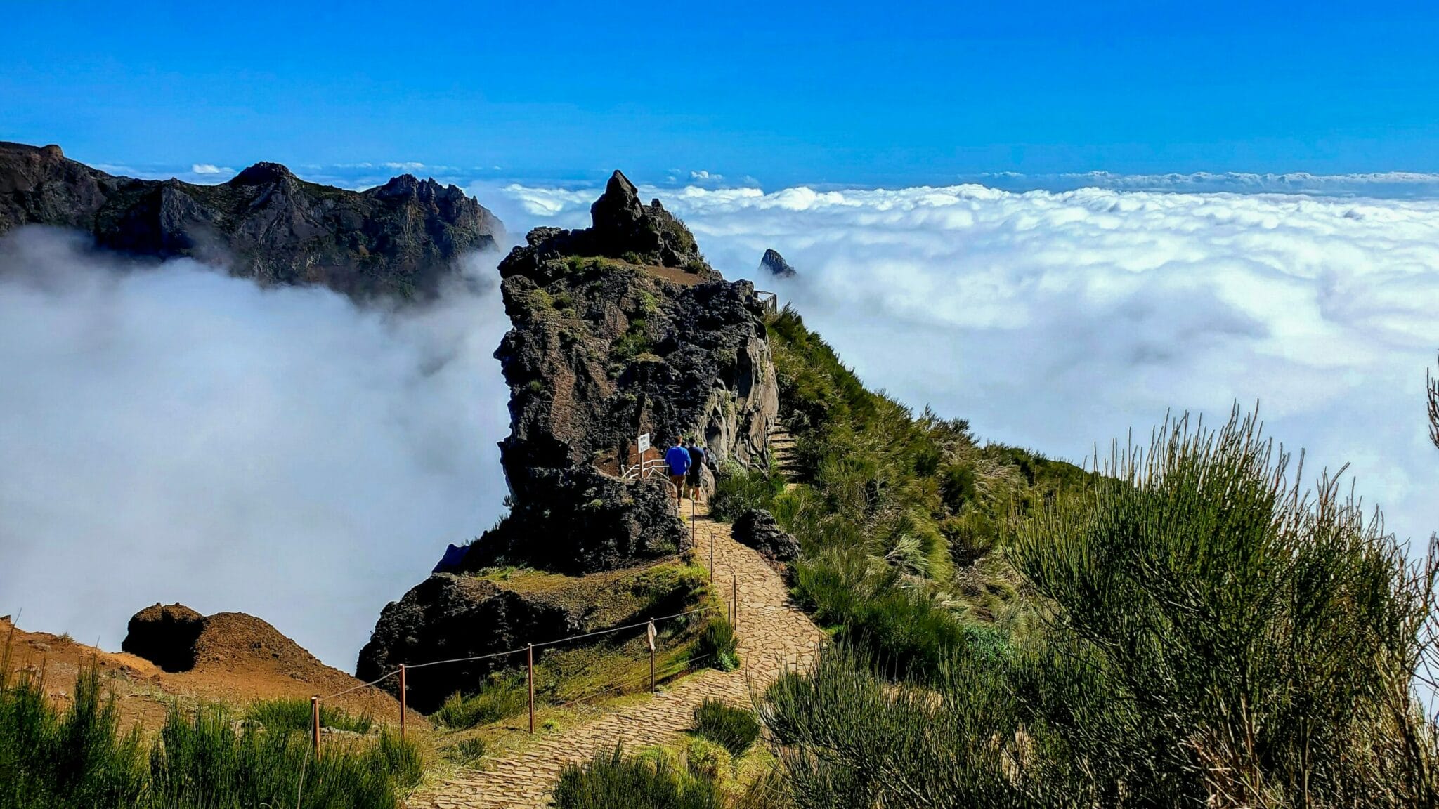 Pico do Arieiro in Madeira: hike, sunrise, where to stay, etc. - Flytrippers