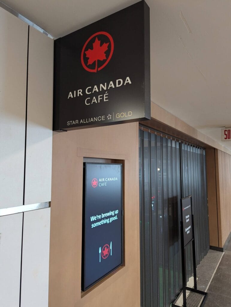 Air Canada Café Lounge Montreal (YUL): First look at the all-new lounge ...